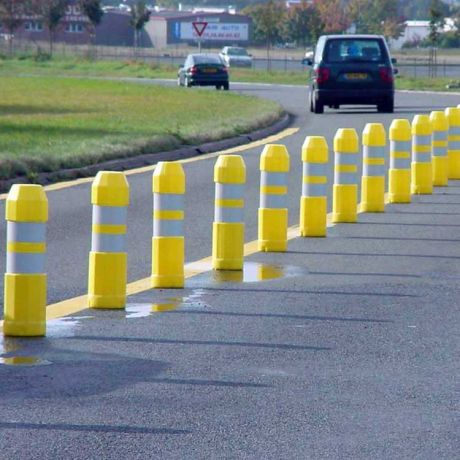 Balises souples autorelevables - Balises routières